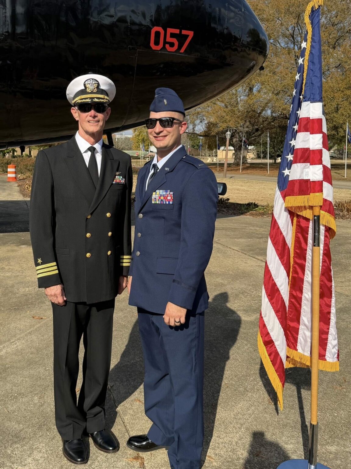 Bob Vogt (35th Co.) administers the Oath of Office to son-in-law ...